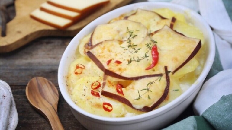 Top 6 Best Ceramic Bakeware [Jan 2024] Reviews & Guide