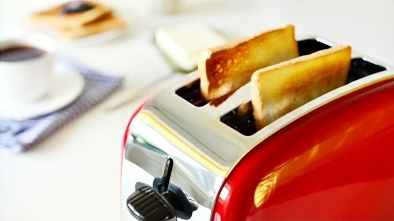 Top 6 Best Toasters For Bagels [Jan 2024] Reviews & Buying Guide